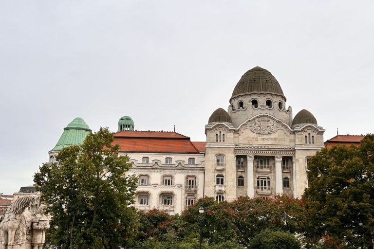 Visiter les thermes Gellért de Budapest - un joyau historique - City Triip